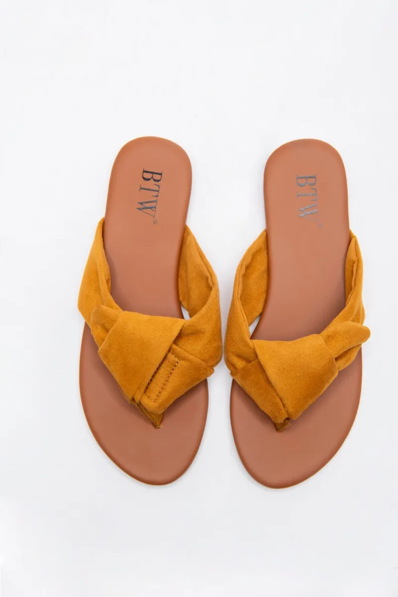 Suede Round Toe Flat Sandals | Parallel