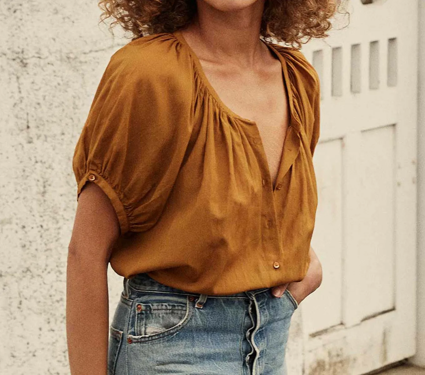 HMD -- JUNE TOP -- OAK | Parallel