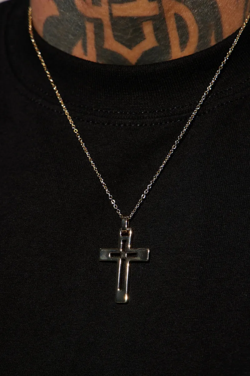 Holy Cross On Me Chain Necklace - Gold | Parallel