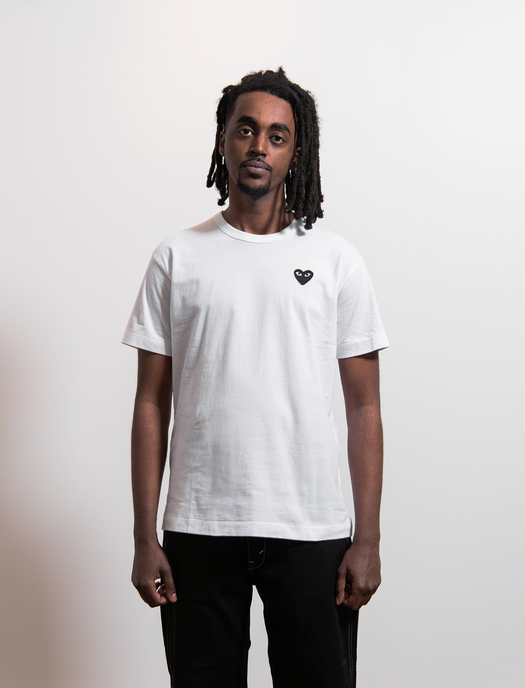 Emblem Tee White/Black T064 | Parallel