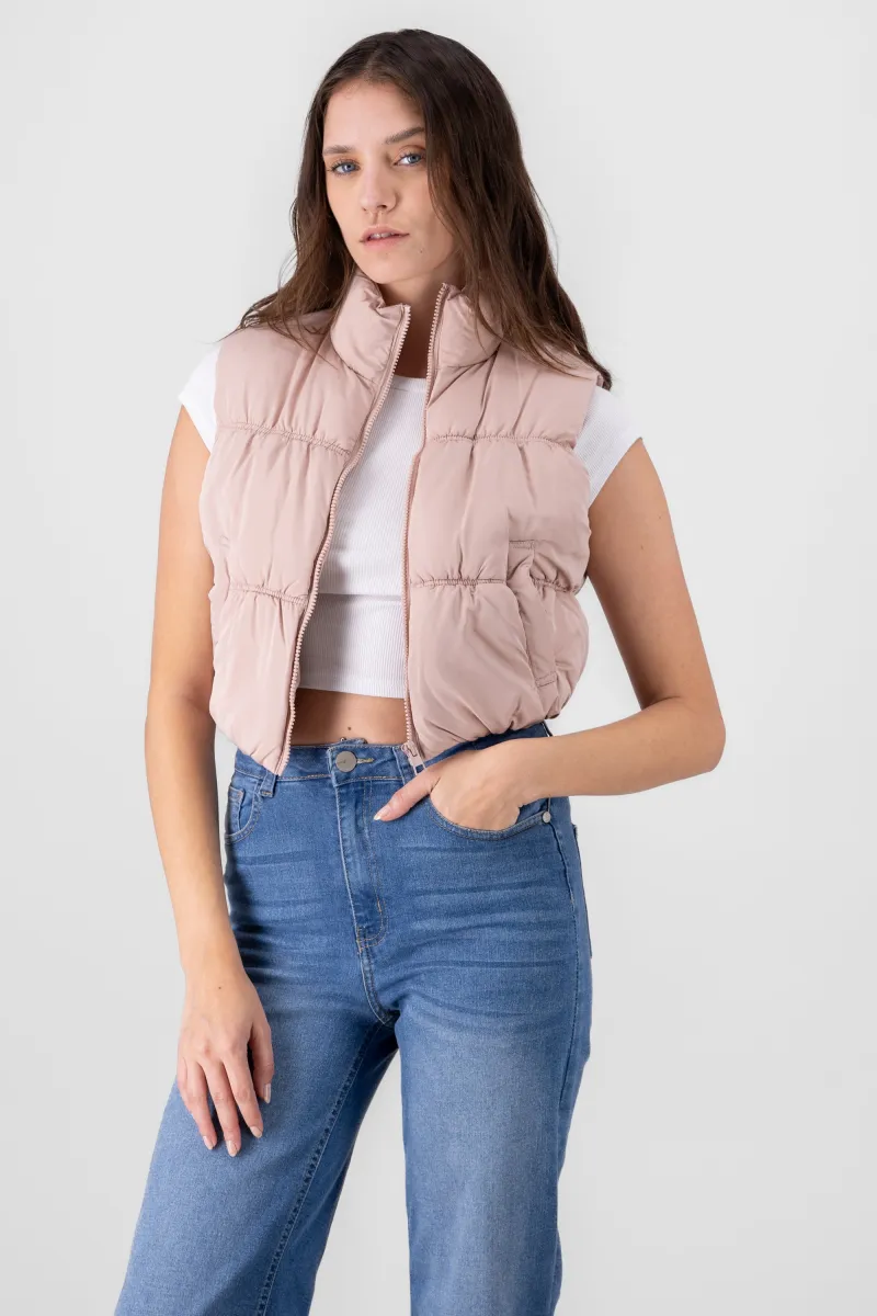 Chaleco crop capitonado cuello alto | Parallel