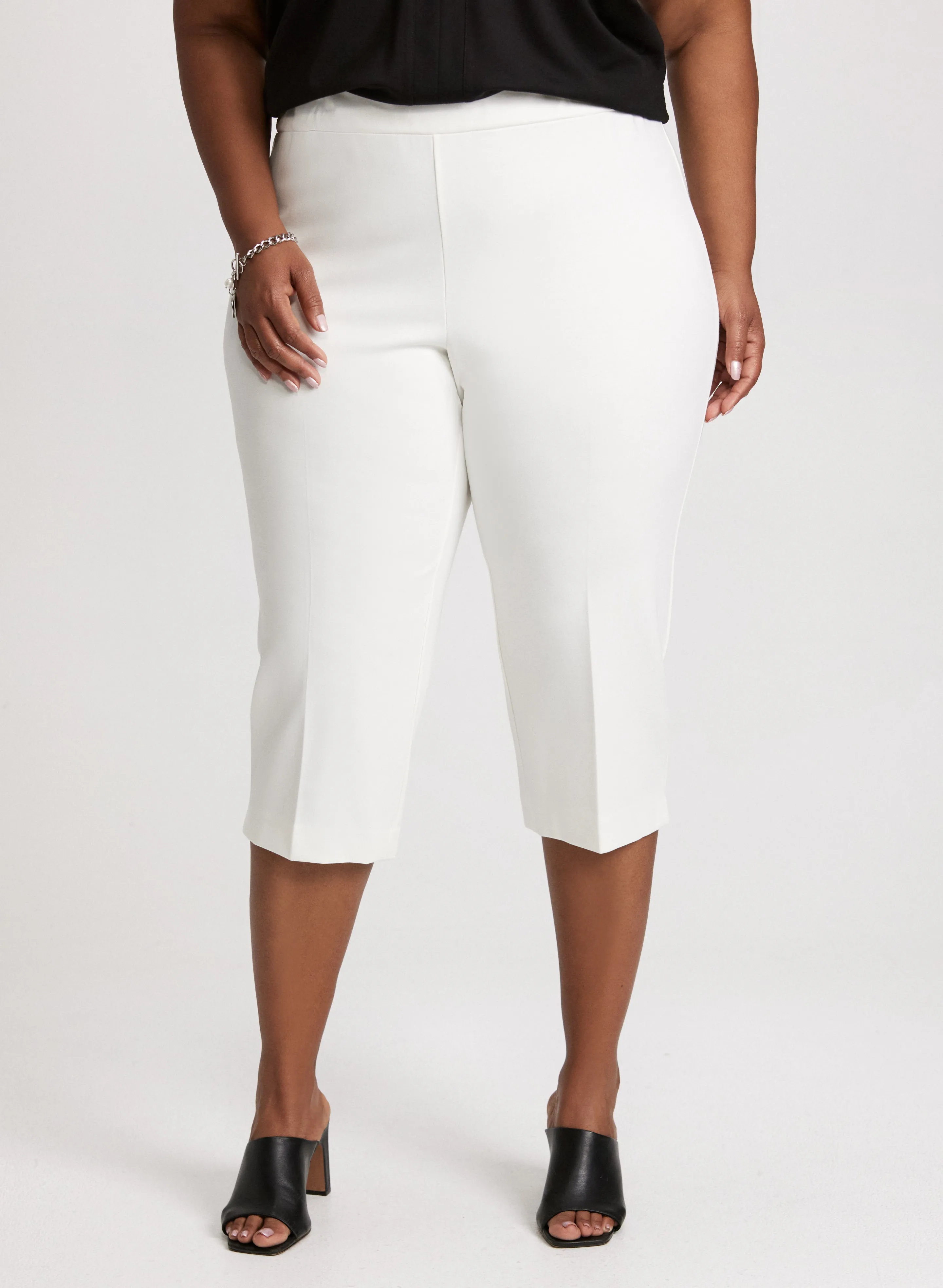 Slit Detail Straight Leg Capris | Parallel