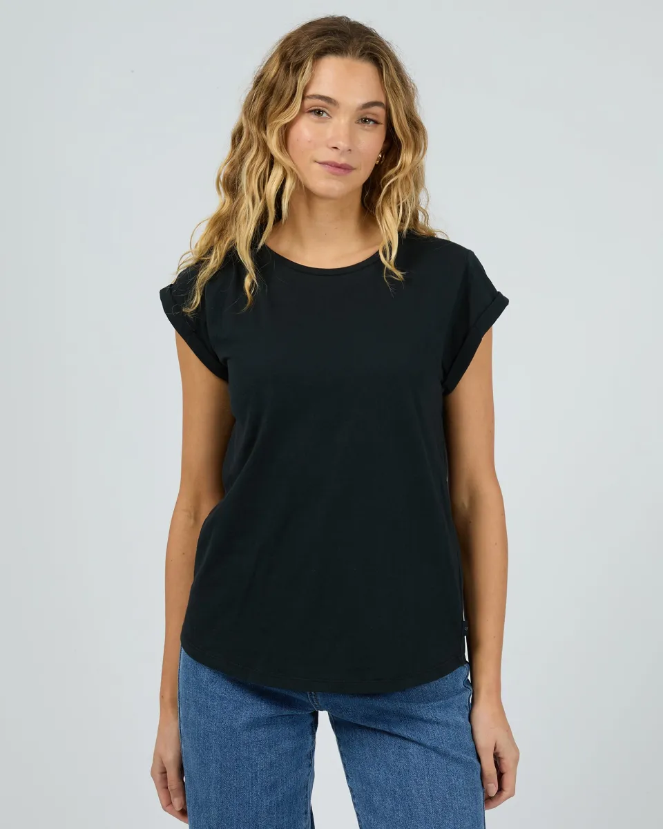 Lucy Tee Black | Parallel