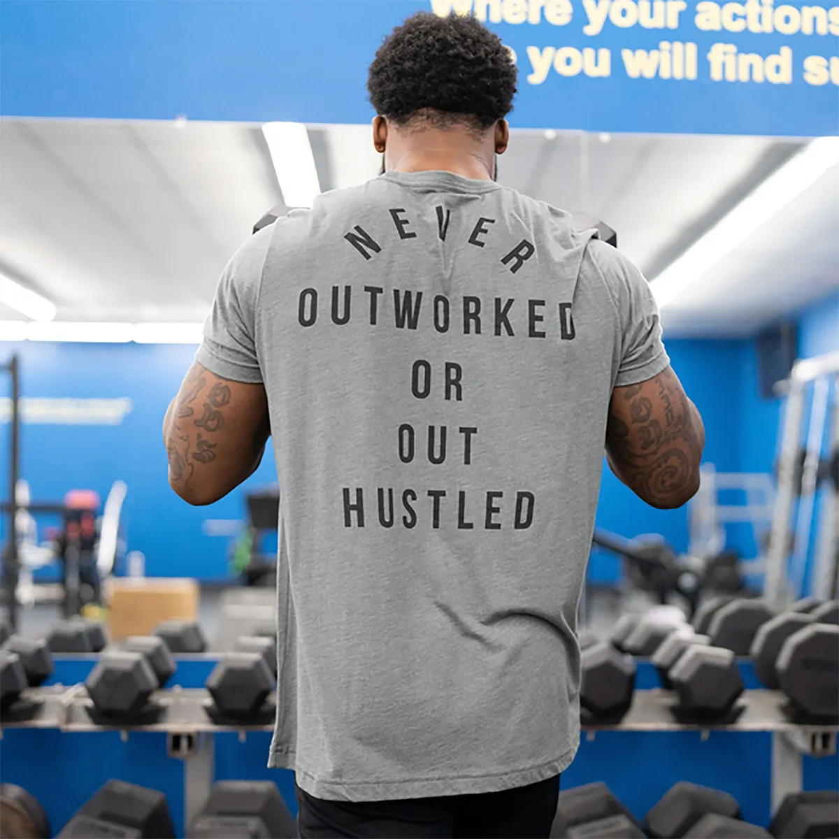 Never Outworked Or Out Hustled Print Men's T-shirt | Parallel