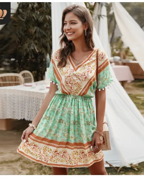 V-Neck Printed Gathered Dress | Parallel