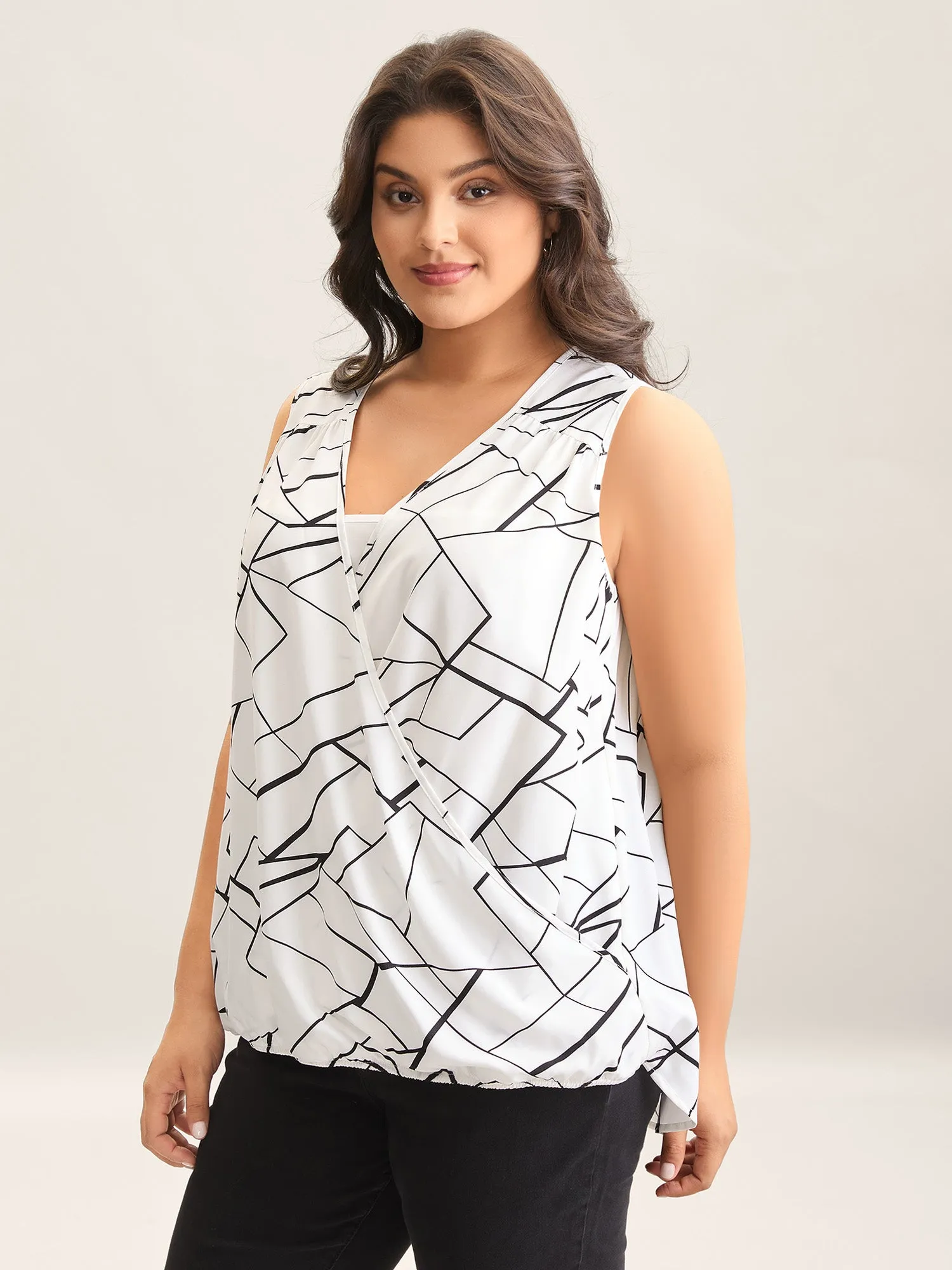 Abstract Print Wrap Curvy Hem Tank Top | Parallel