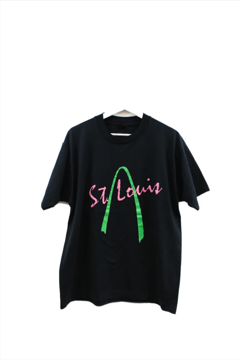 X - Vintage Single Stitch St. Louis. Script & Gateway Arch Tee | Parallel