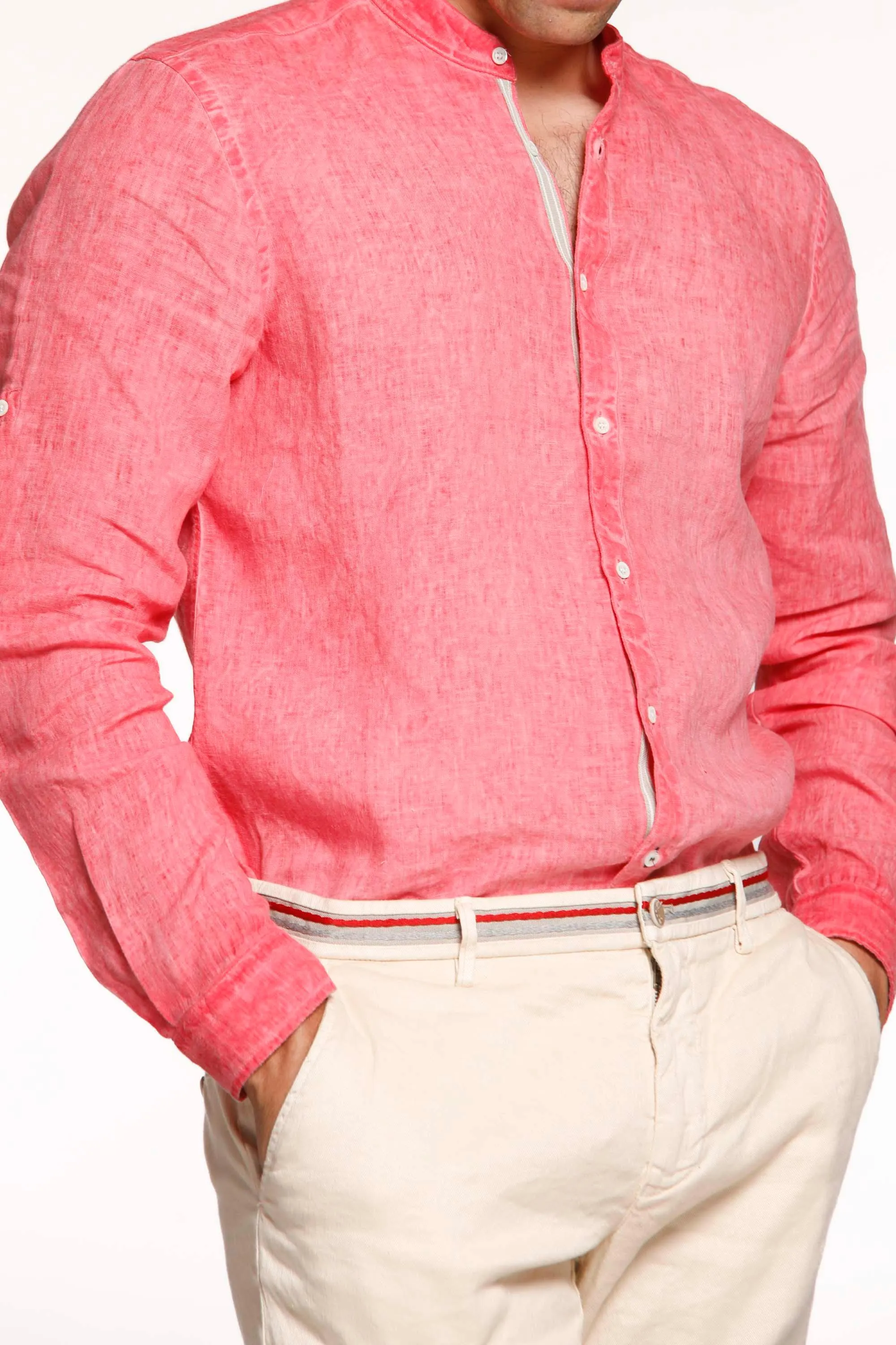 Porto man shirt in "cold dye" linen with mandarin collar and ribbons ...